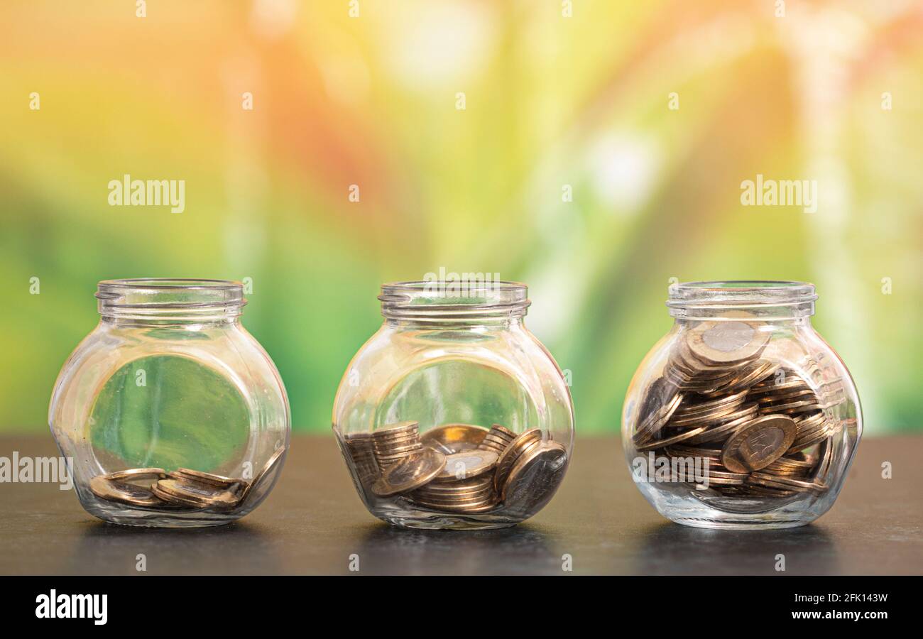 Hand glass shopping cart hi-res stock photography and images - Alamy