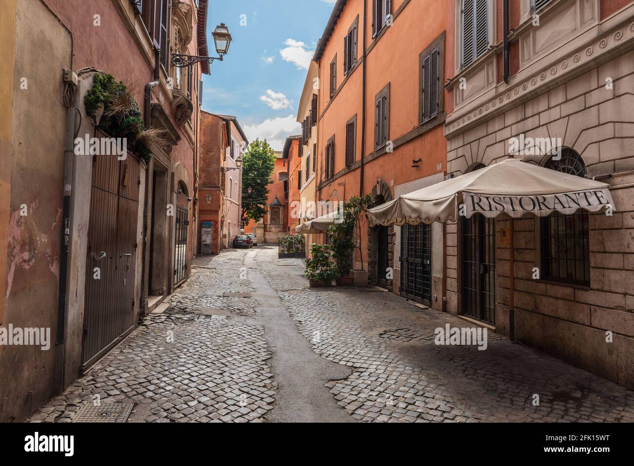Via della Scala, Trastevere, Roma, Lazio, Italy, Europa Stock Photo - Alamy