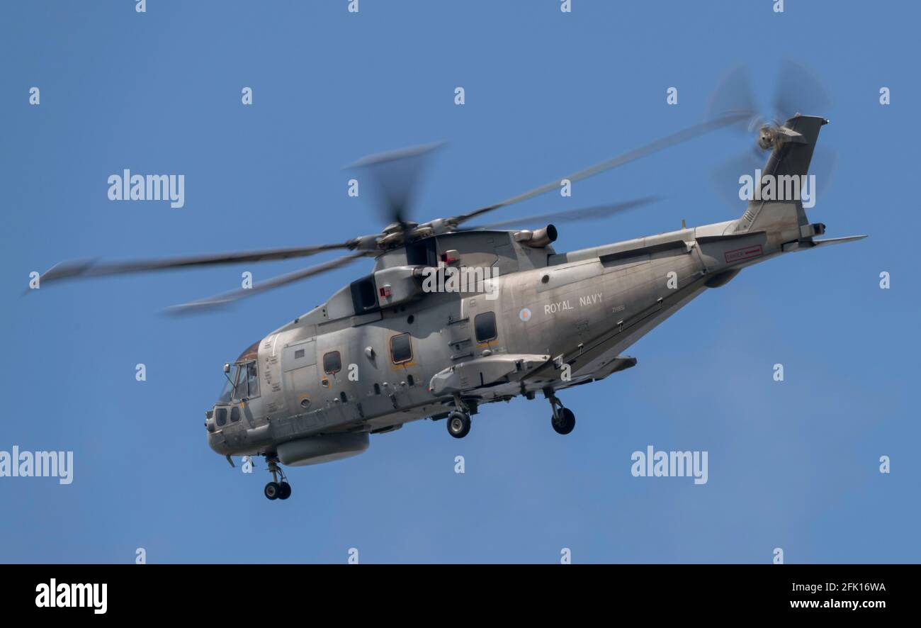 Aw101 merlin helicopters royal navy hi-res stock photography and images ...
