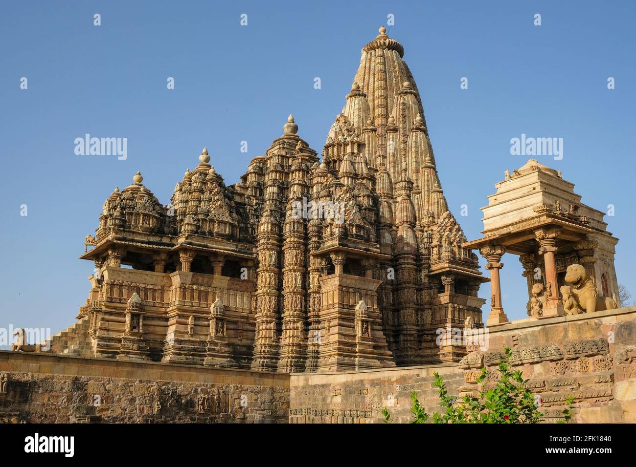 The Kandariya Mahadev Temple and the Mahadeva Temple in Khajuraho ...