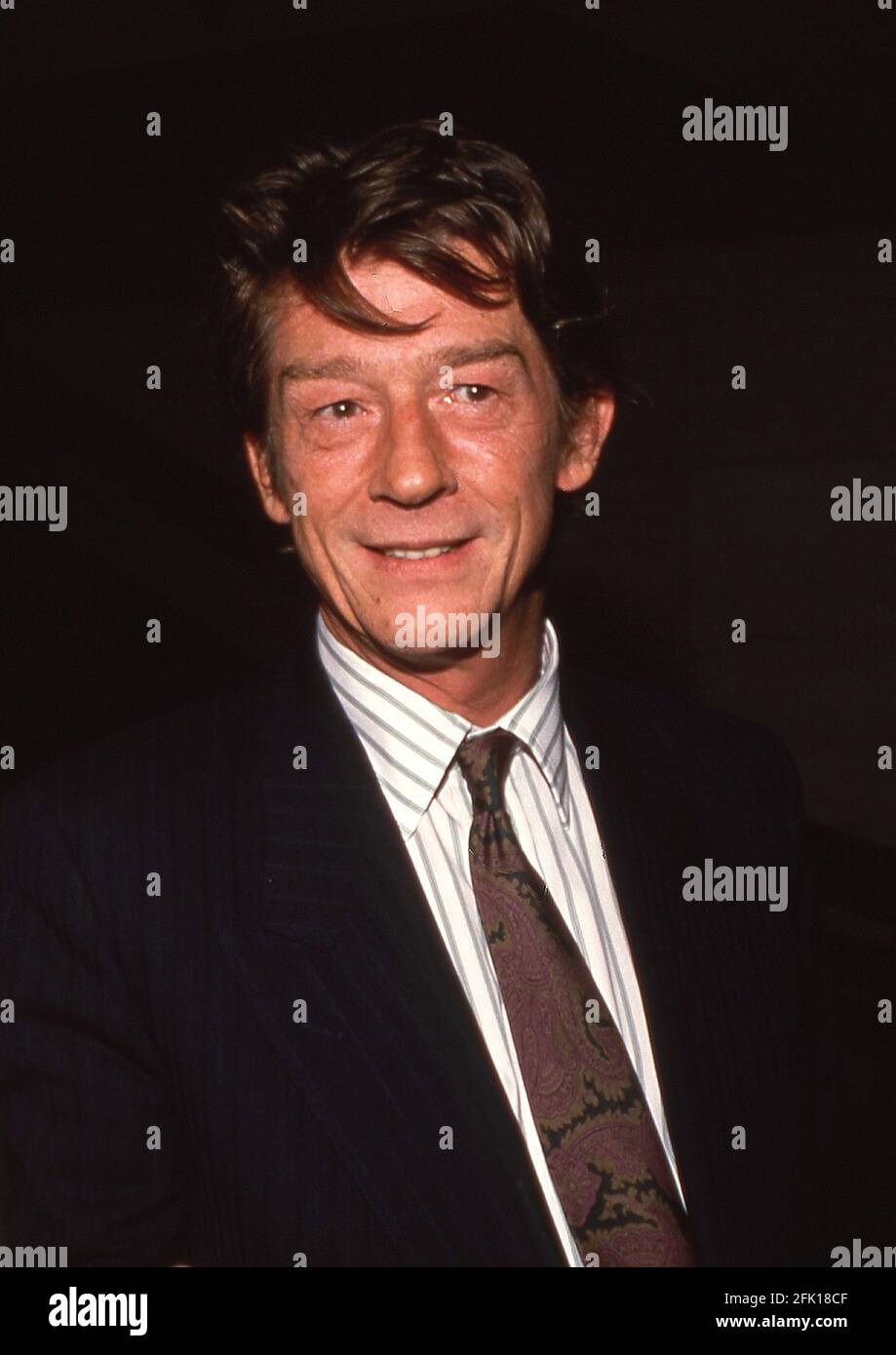 John Hurt April 1989 Credit: Ralph Dominguez/MediaPunch Stock Photo - Alamy
