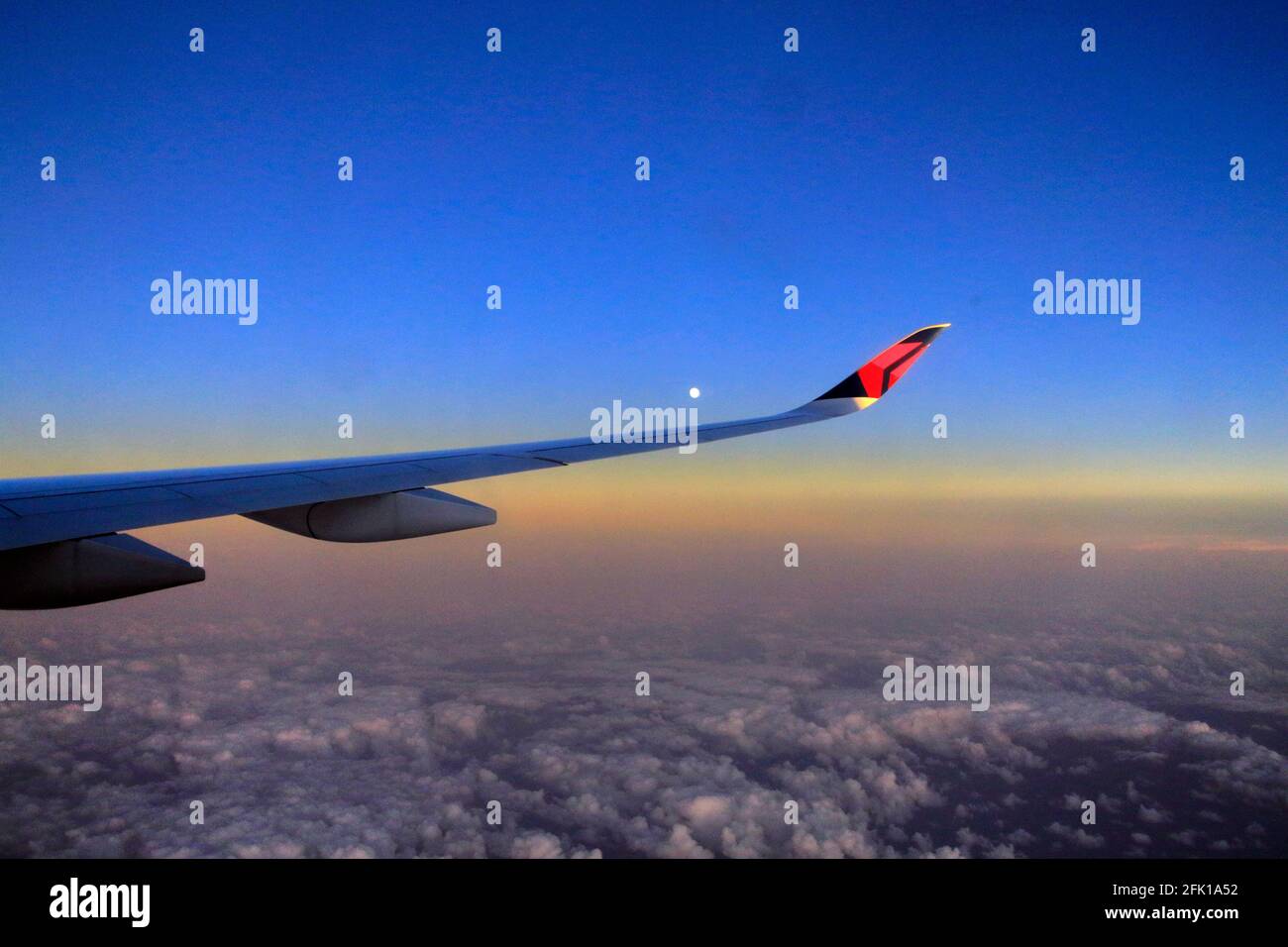 Delta a350 900 hi-res stock photography and images - Alamy
