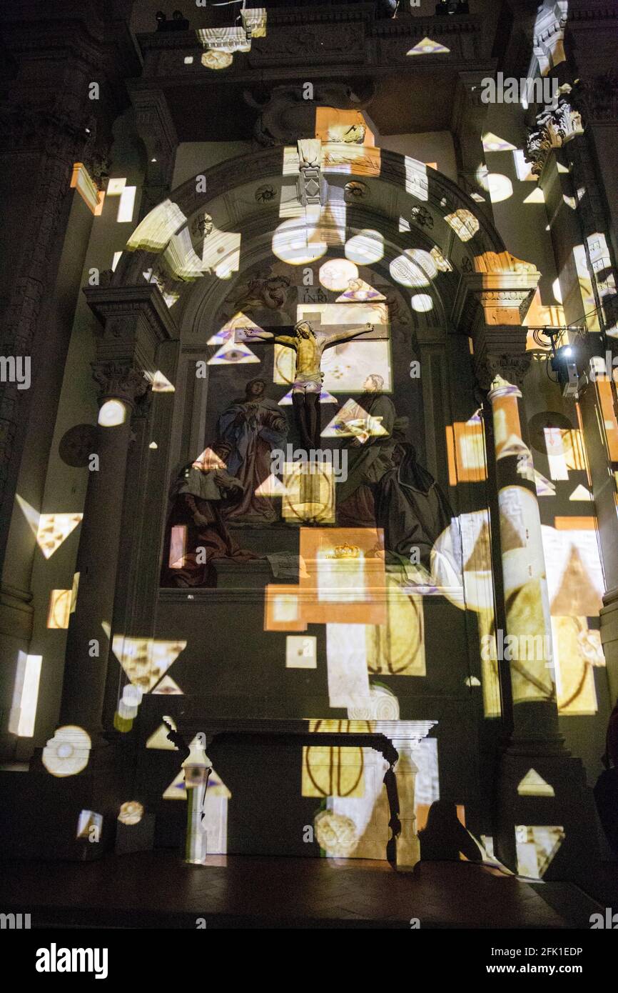 Ballet over klimt multimedia projection Stock Photo - Alamy