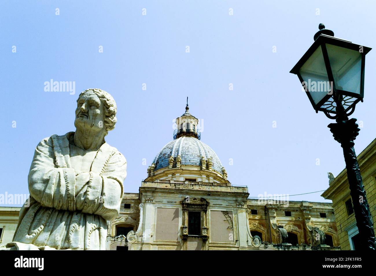 Piazza Della Vergogna High Resolution Stock Photography and Images - Alamy