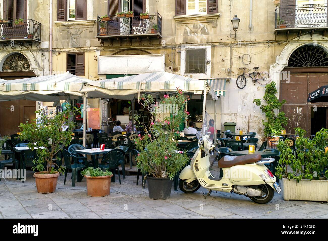 Street view, Palermo, Sicily, Italy, Southern Europe Stock Photo - Alamy