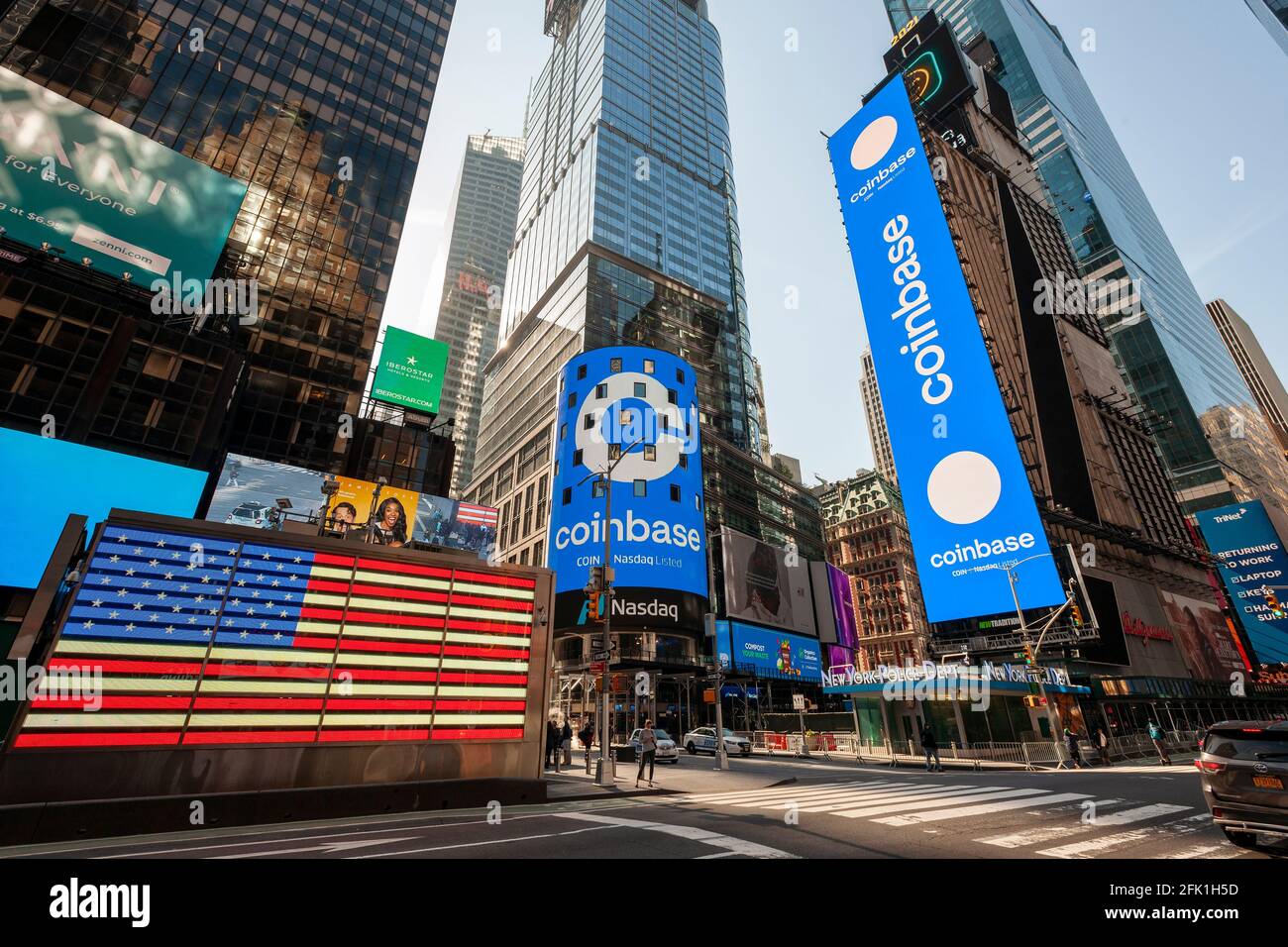 Coinbase hi-res stock photography and images - Alamy