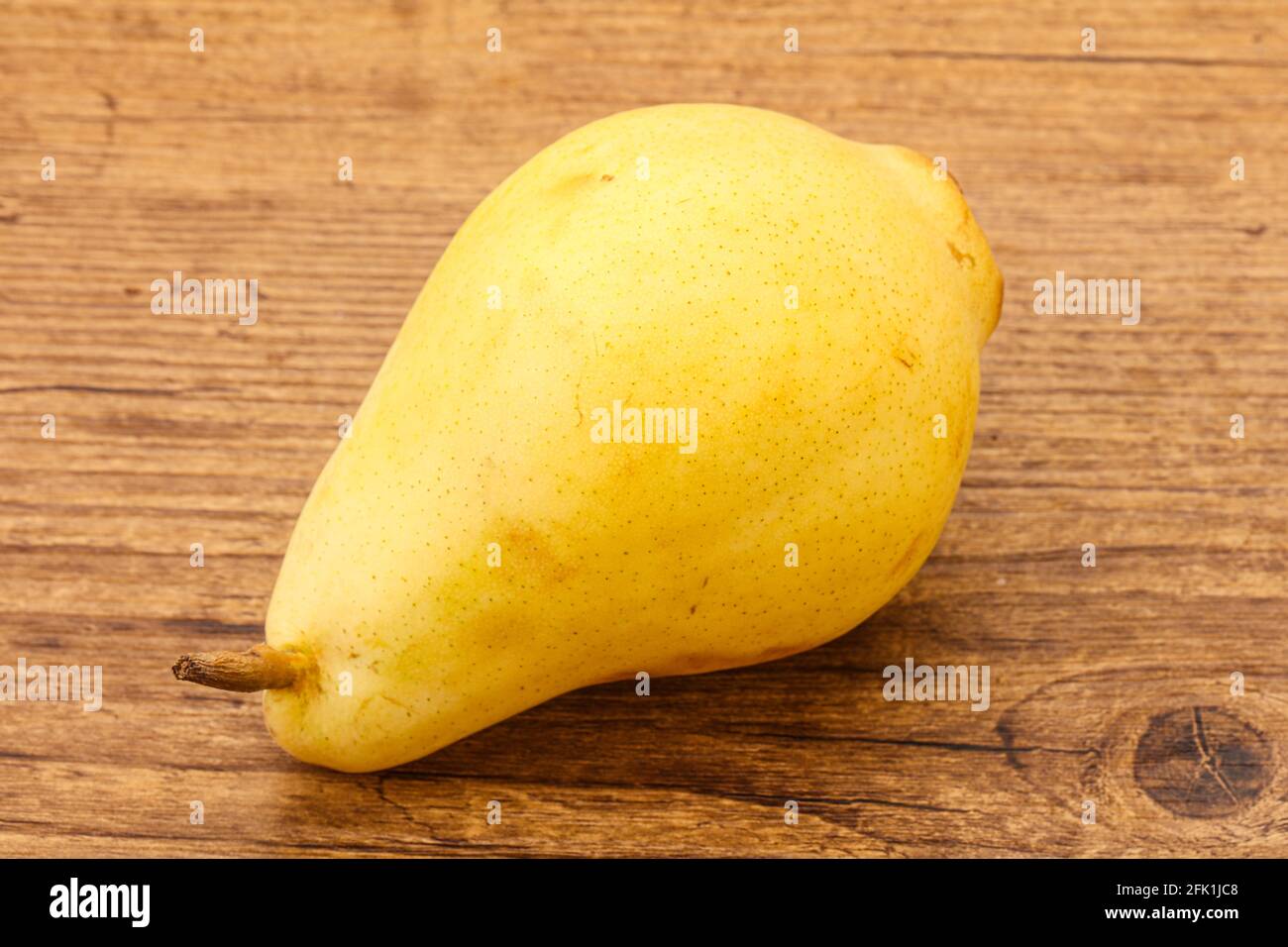Ripe, tsasty and sweet Yellow Chinese Pear Stock Photo - Alamy