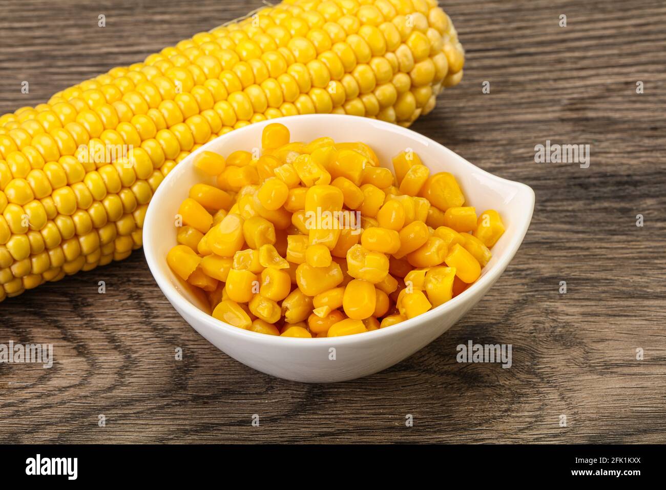 Sweet yellow corn grain in the bowl Stock Photo - Alamy