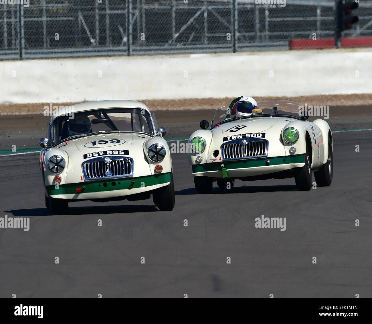 Martin Stowe Mg A Neil Burnside Mg Mga Fiscar Historic 50s
