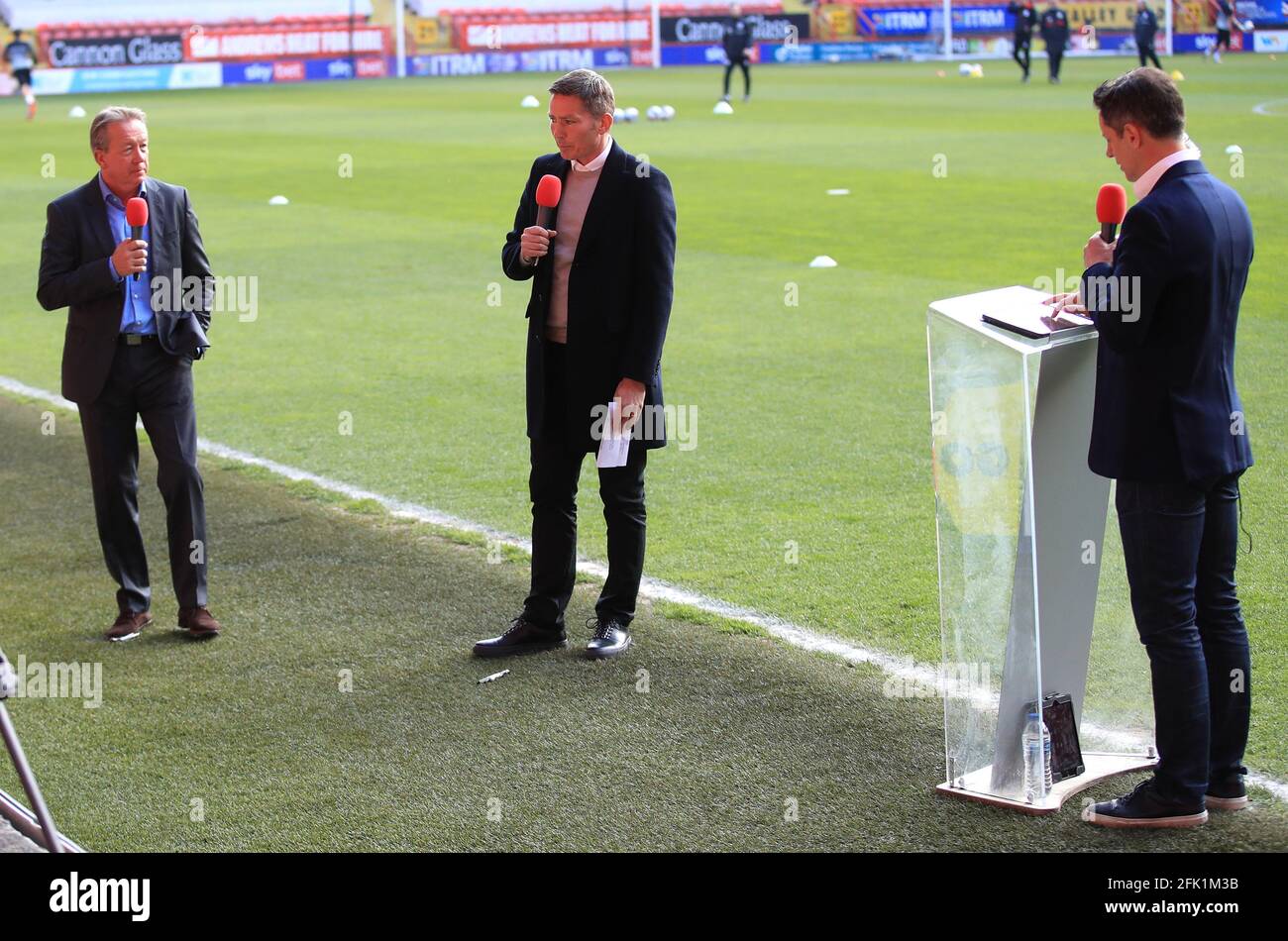 Scott minto charlton tv hi-res stock photography and images - Alamy