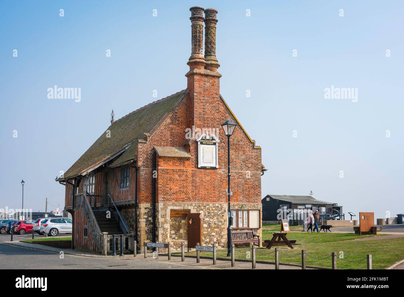 Aldeburgh Moot Hall, view of the 16th century Moot Hall, now the town ...