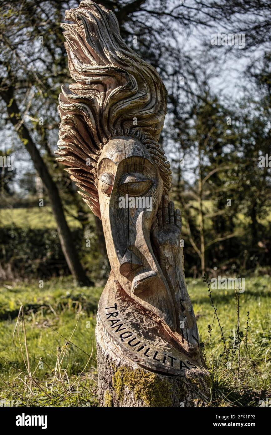 Goddess of peace hi-res stock photography and images - Alamy