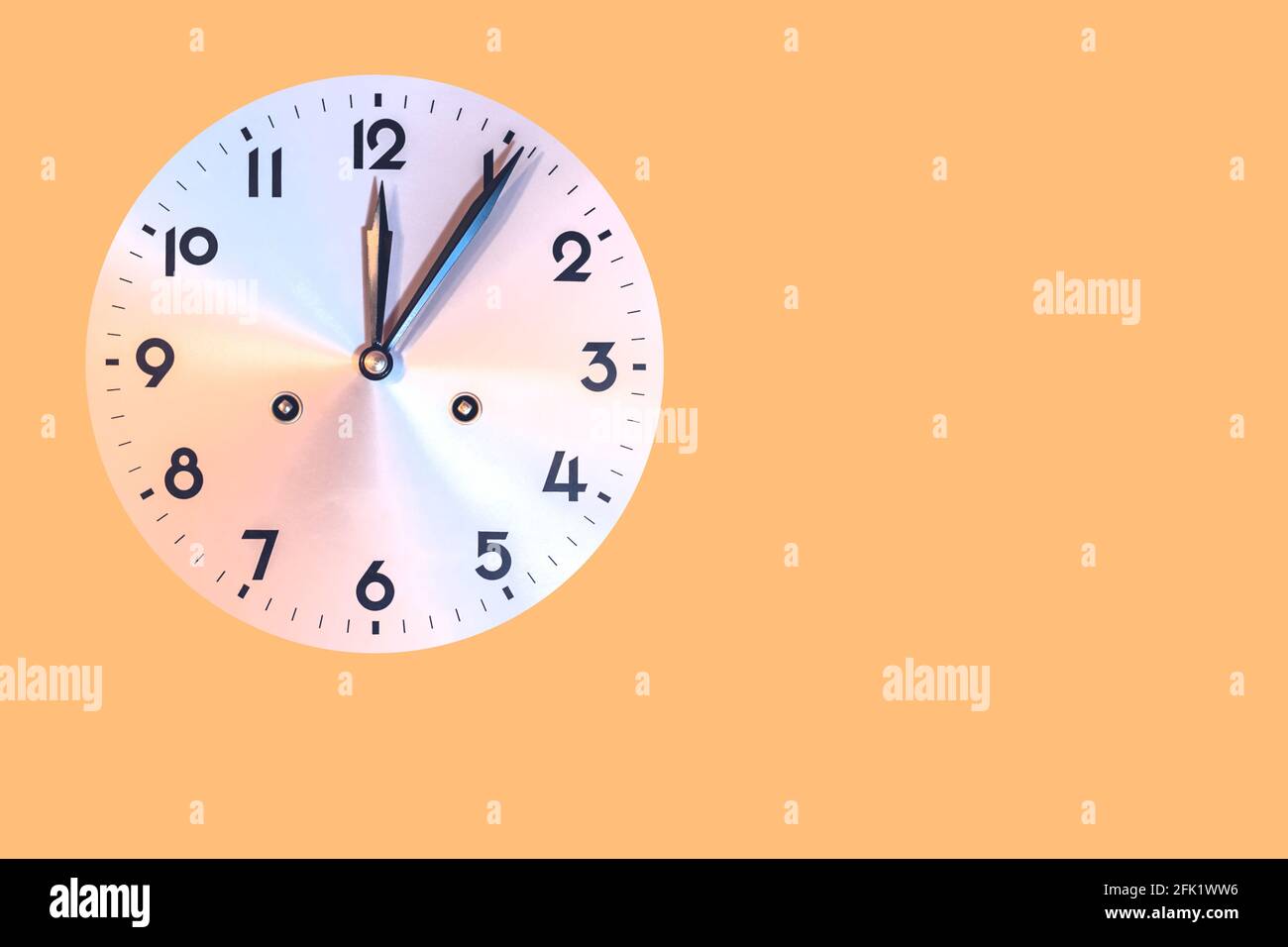 Five past twelve hi-res stock photography and images - Alamy