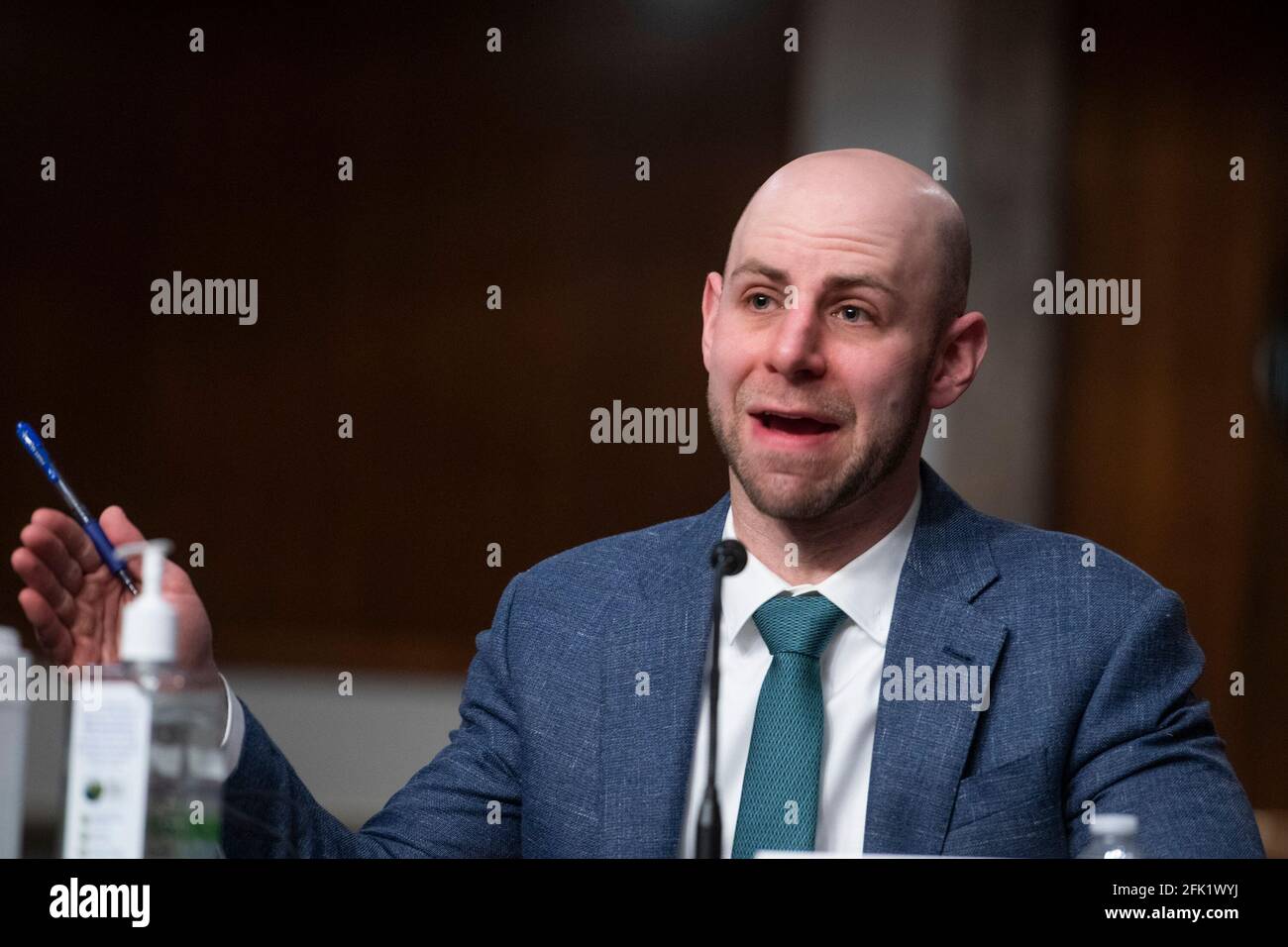 Dr adam grant hi-res stock photography and images - Alamy