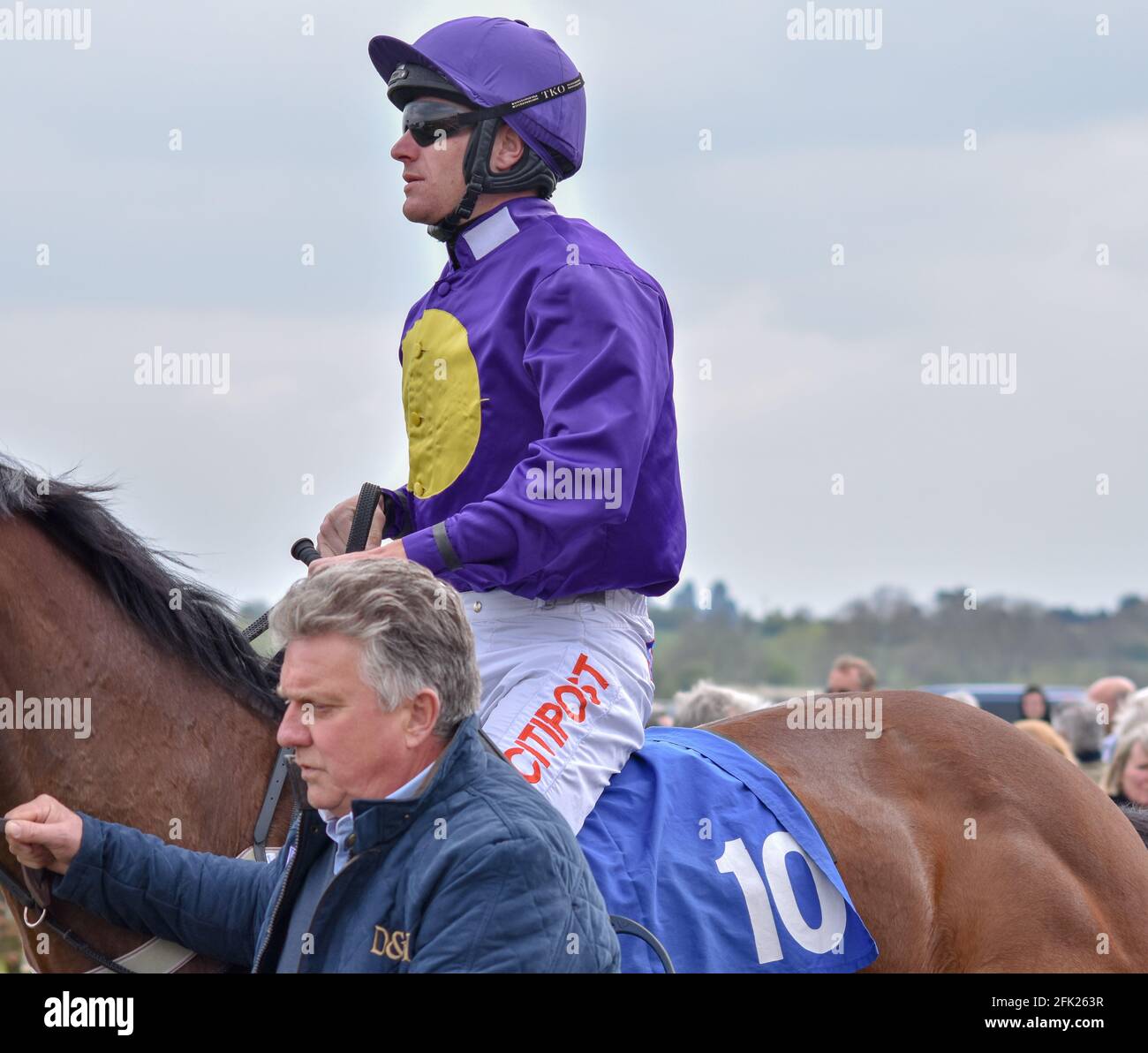 Stratford Horse Racing, National Hunt races Stock Photo - Alamy