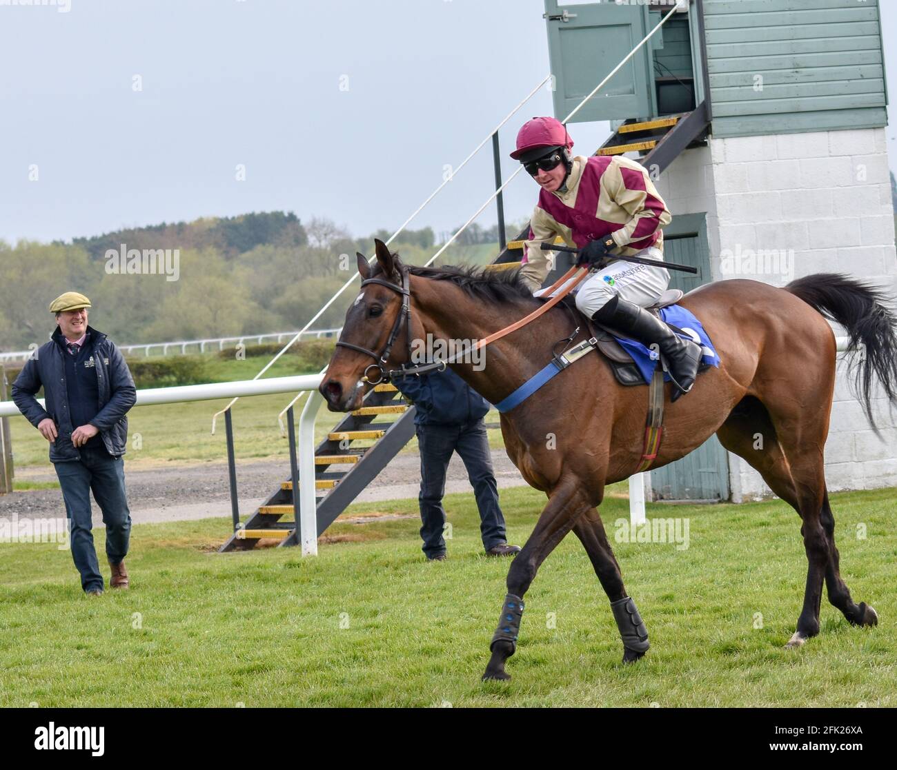 Stratford Horse Racing, National Hunt races Stock Photo - Alamy