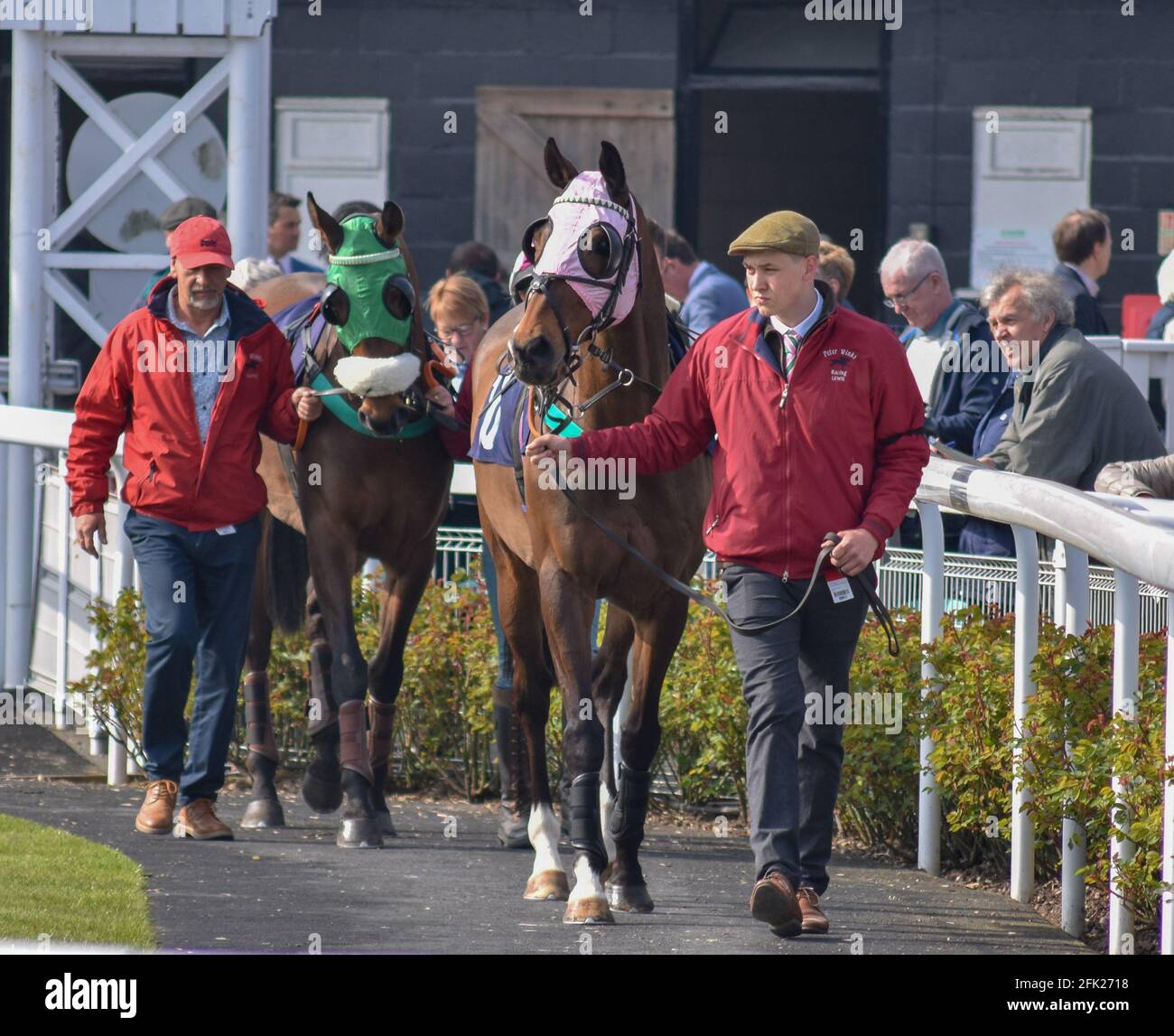 Uttoxeter Races, National Hunt Horse Racing meeting Stock Photo - Alamy