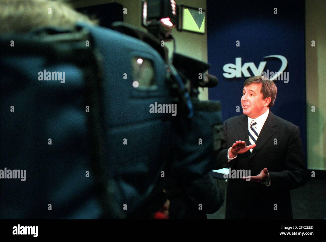 Mark Booth Sky Chief Executive May 1999at a press conference to ...