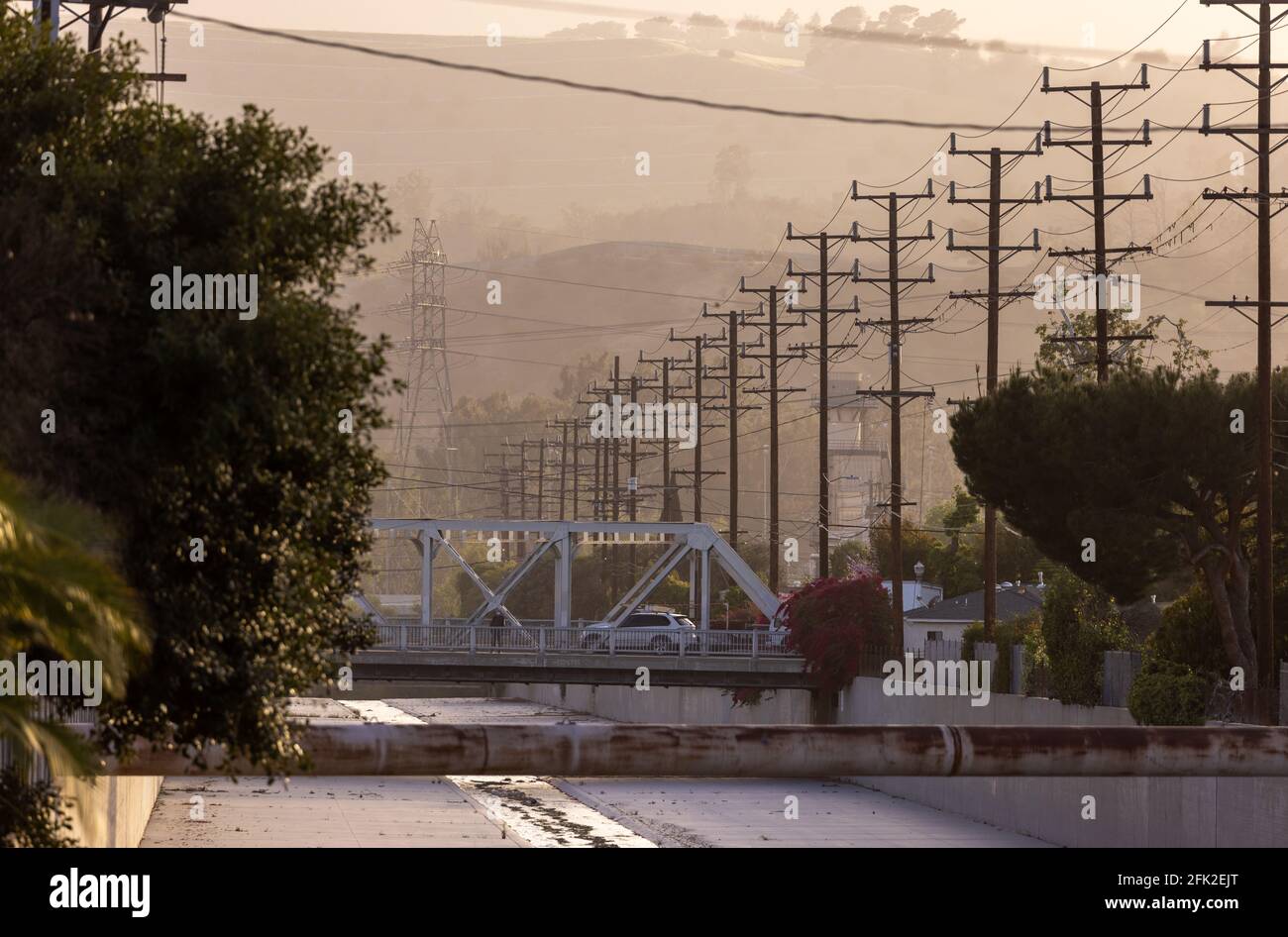 Bridge over los angeles river hi-res stock photography and images - Alamy