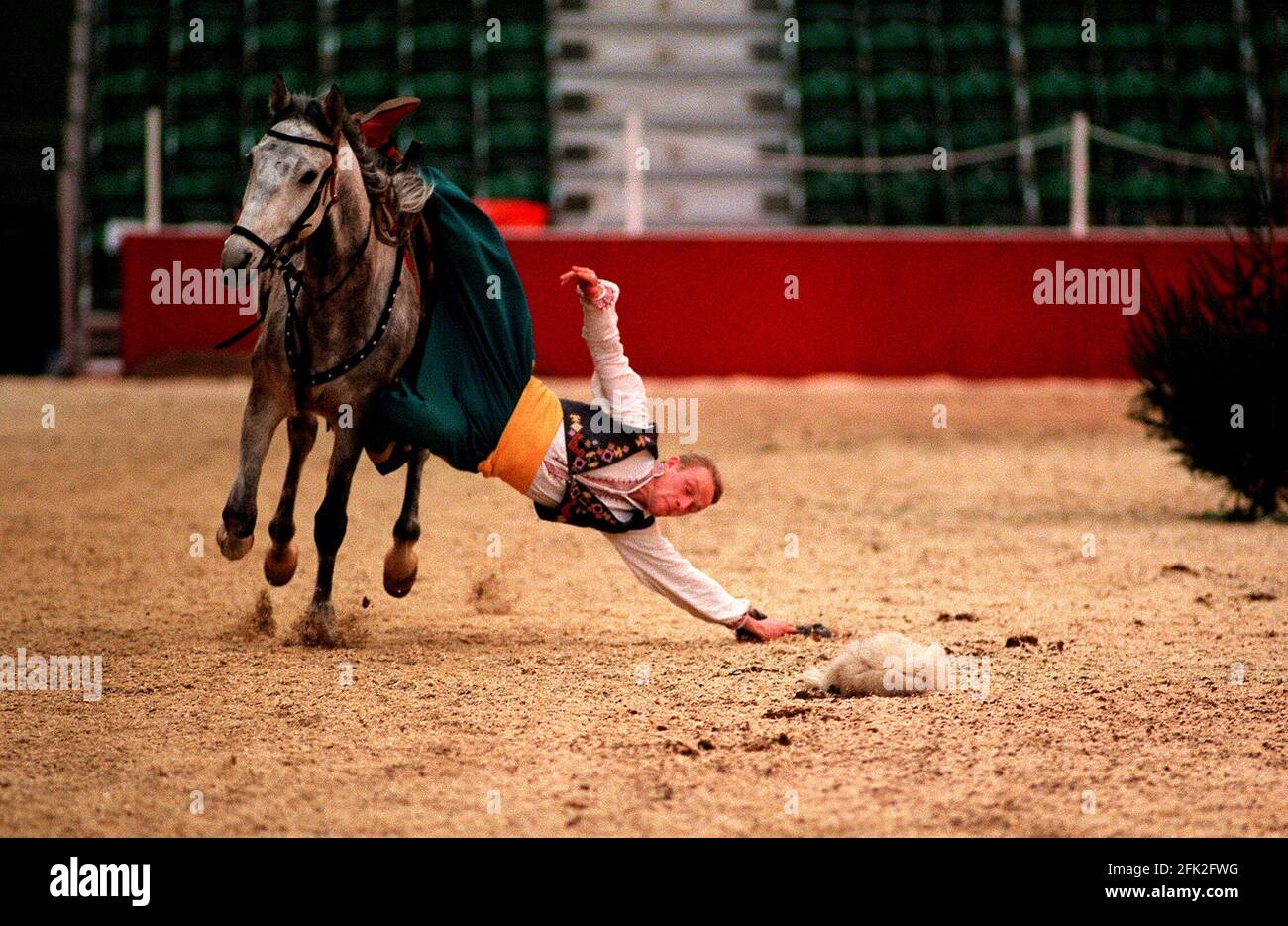 Start showjumping hi-res stock photography and images - Alamy