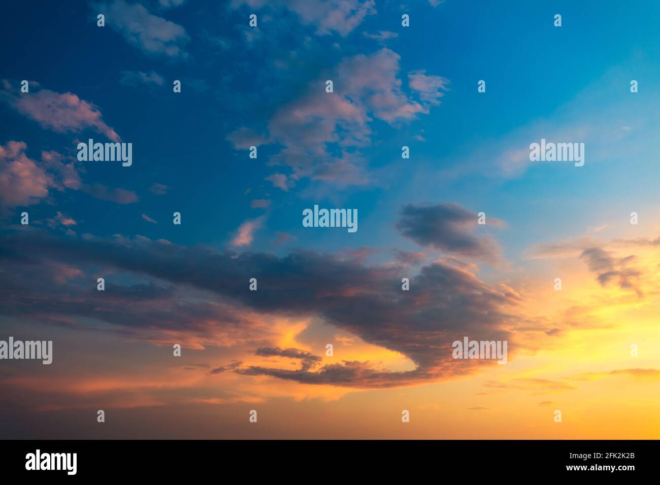 Beautiful sunset or sunrise above the sea. Tropical sunset or sunrise ...