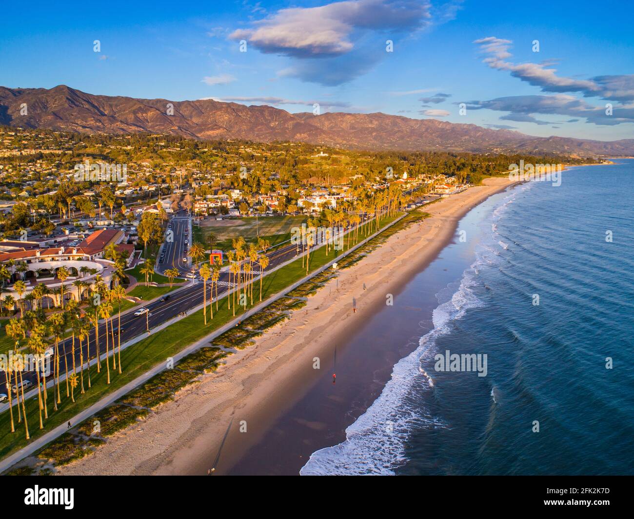 Aerial view of waterfront hi-res stock photography and images - Alamy