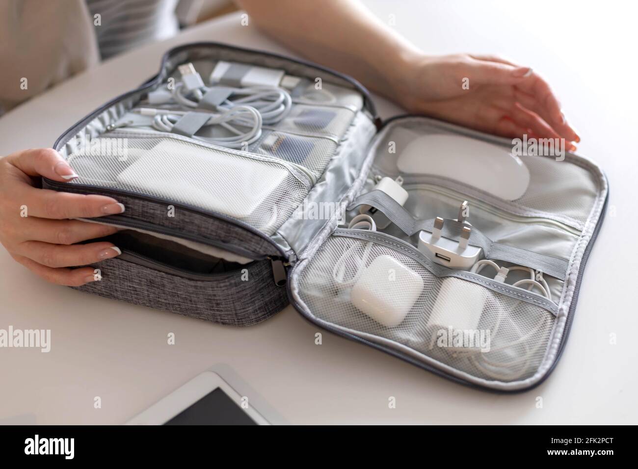 Electronic technique hi-res stock photography and images - Alamy