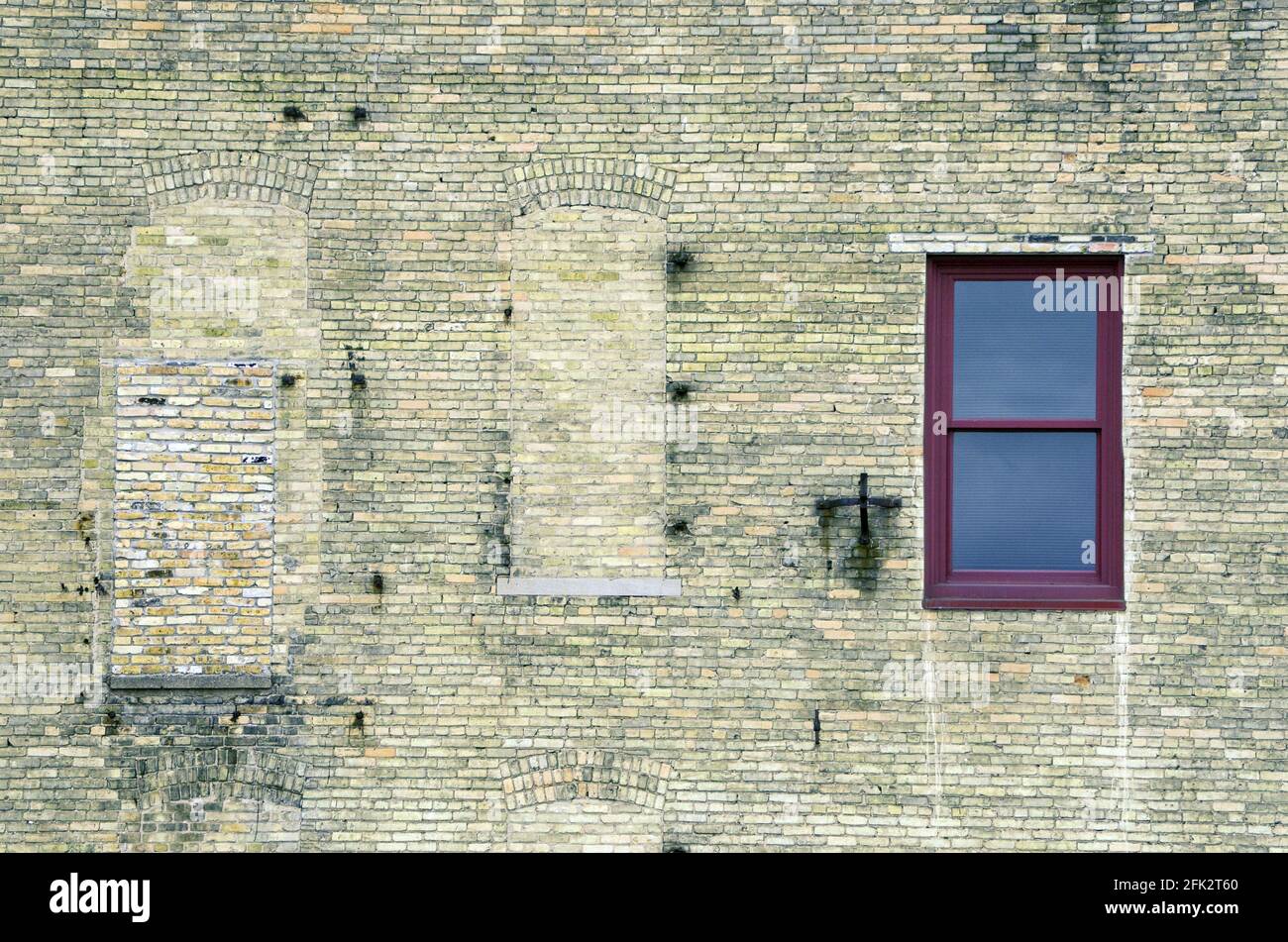 Bricked in windows hi-res stock photography and images - Alamy