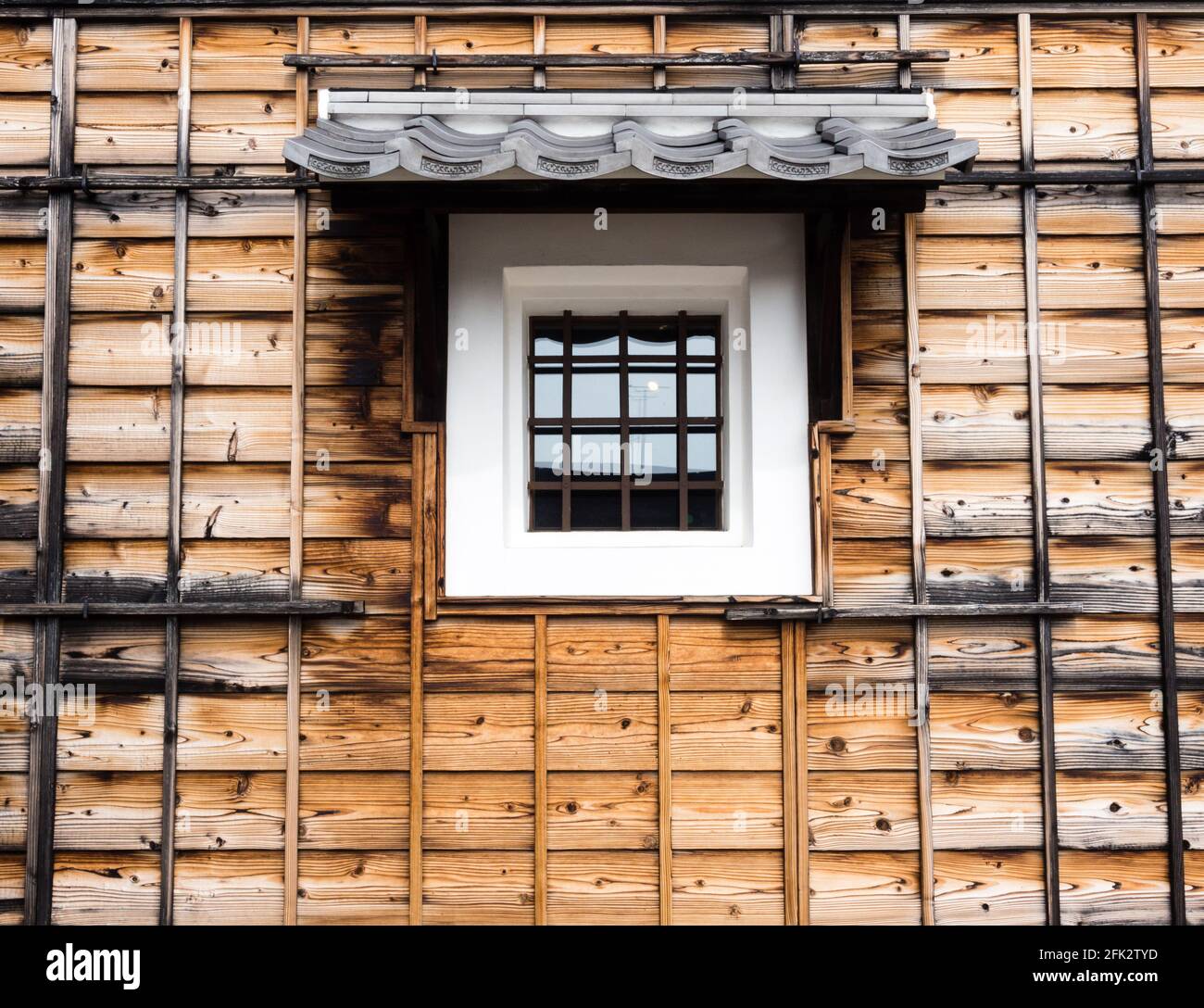 Pretty small window in traditional Japanese house Stock Photo - Alamy