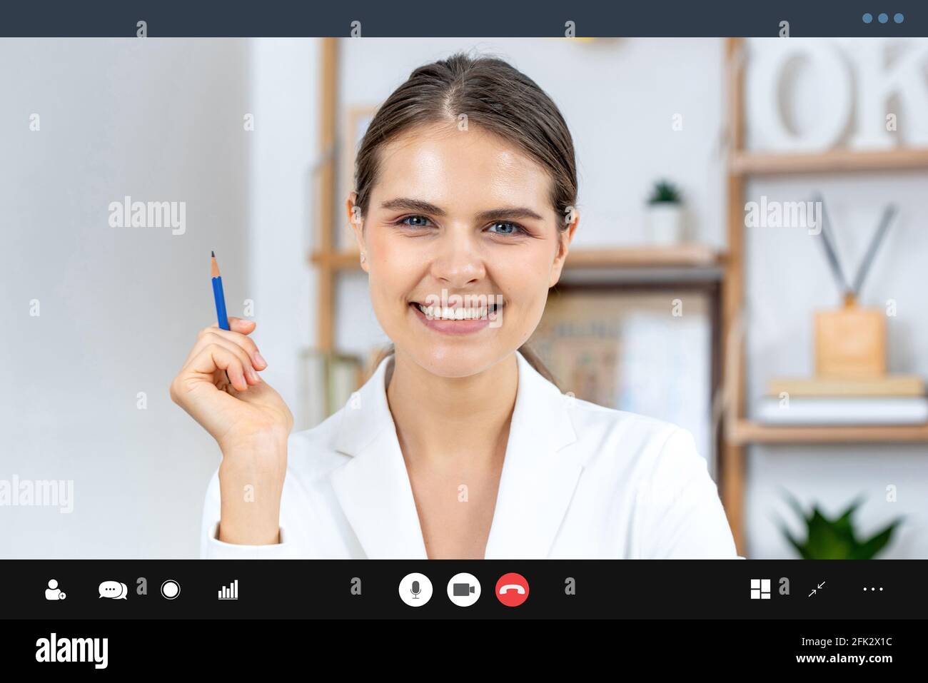 Video conference meeting room hi-res stock photography and images - Alamy