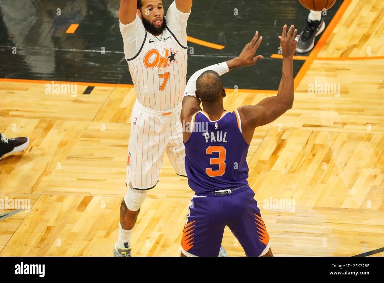 Paul williams referee hi-res stock photography and images - Alamy