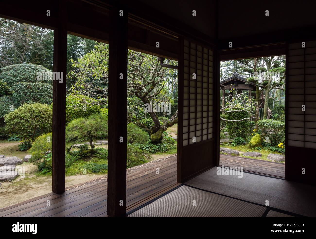 Samurai house interior hi-res stock photography and images - Alamy