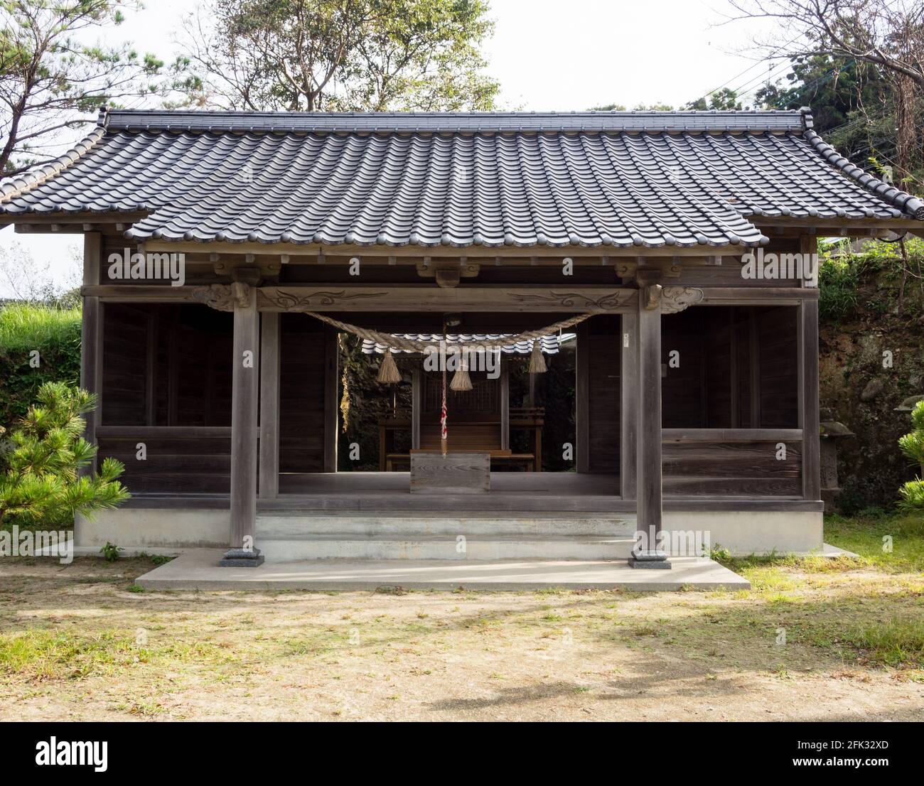 Simple shrine structure hi-res stock photography and images - Alamy