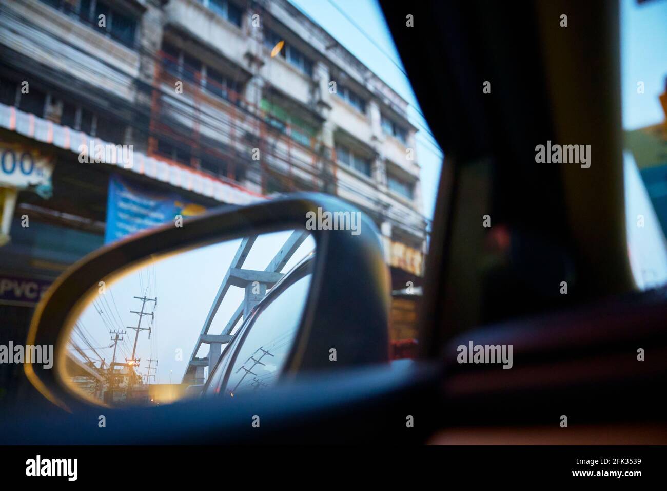 Drivers peripheral vision hi-res stock photography and images - Alamy