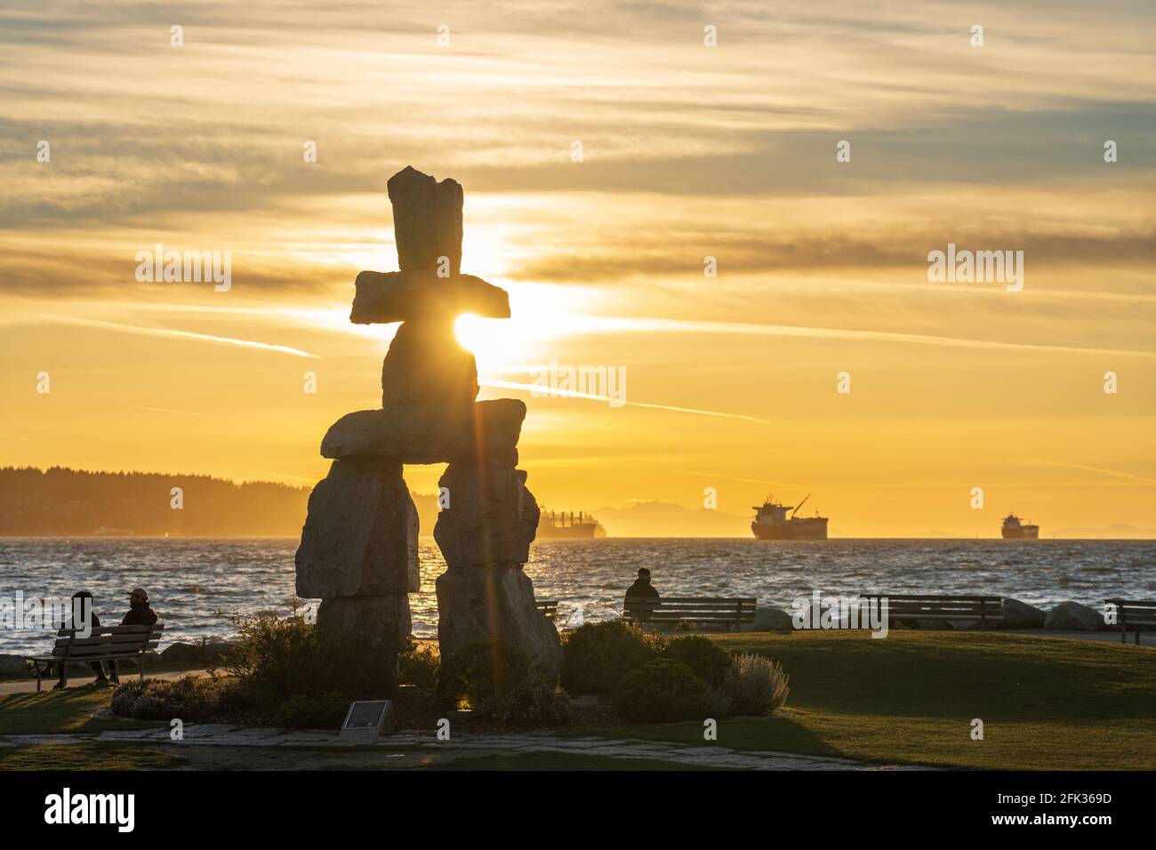 English bay beach vancouver hi-res stock photography and images - Alamy