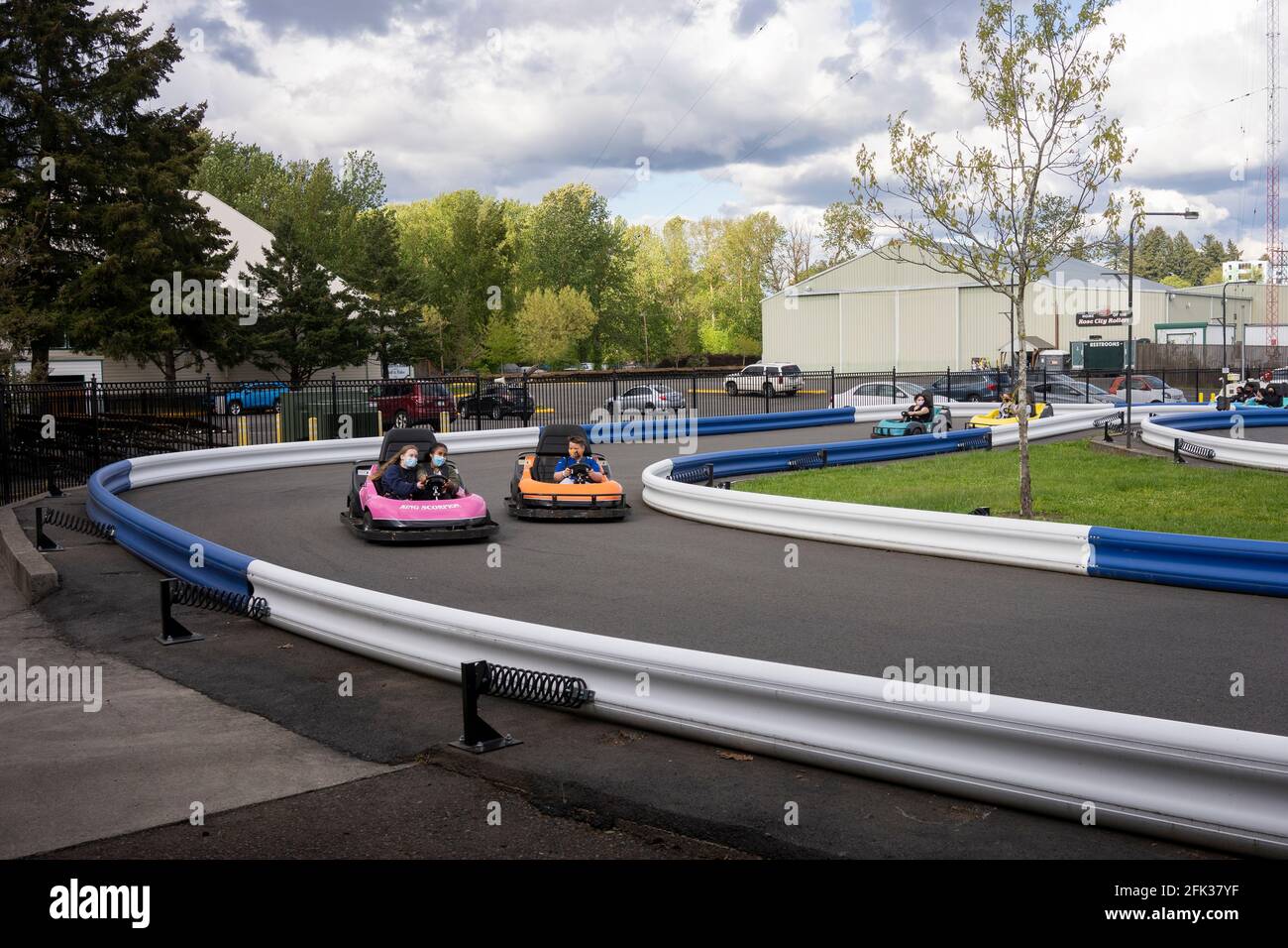 Kart racing hi-res stock photography and images - Alamy