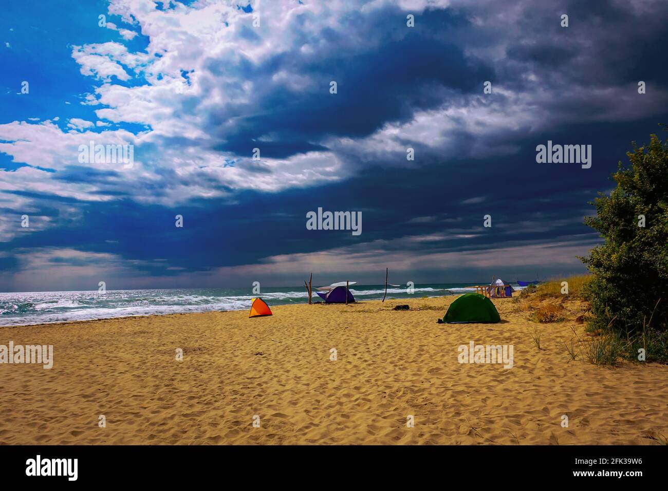 perfect day on the beach Stock Photo - Alamy