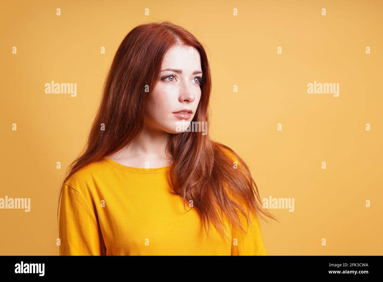 Blank expression hi-res stock photography and images - Alamy