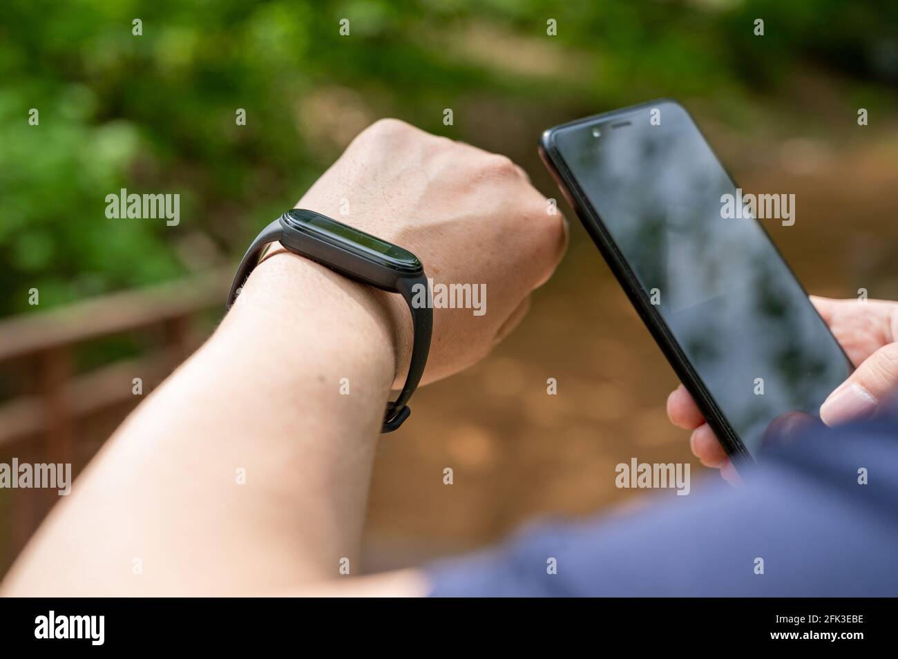 Wearable smartwatch hi-res stock photography and images - Alamy