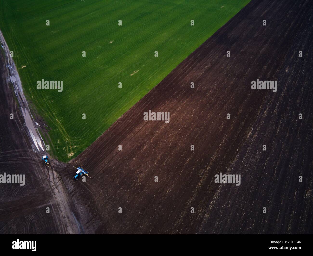 Overhead Tractor High Resolution Stock Photography and Images - Alamy