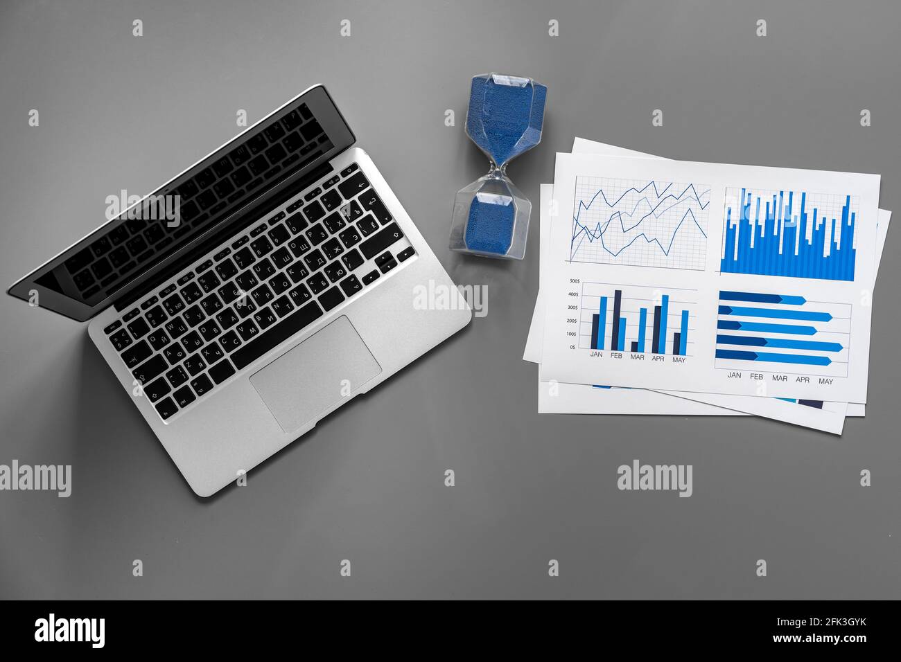 Printed graphs hi-res stock photography and images - Alamy