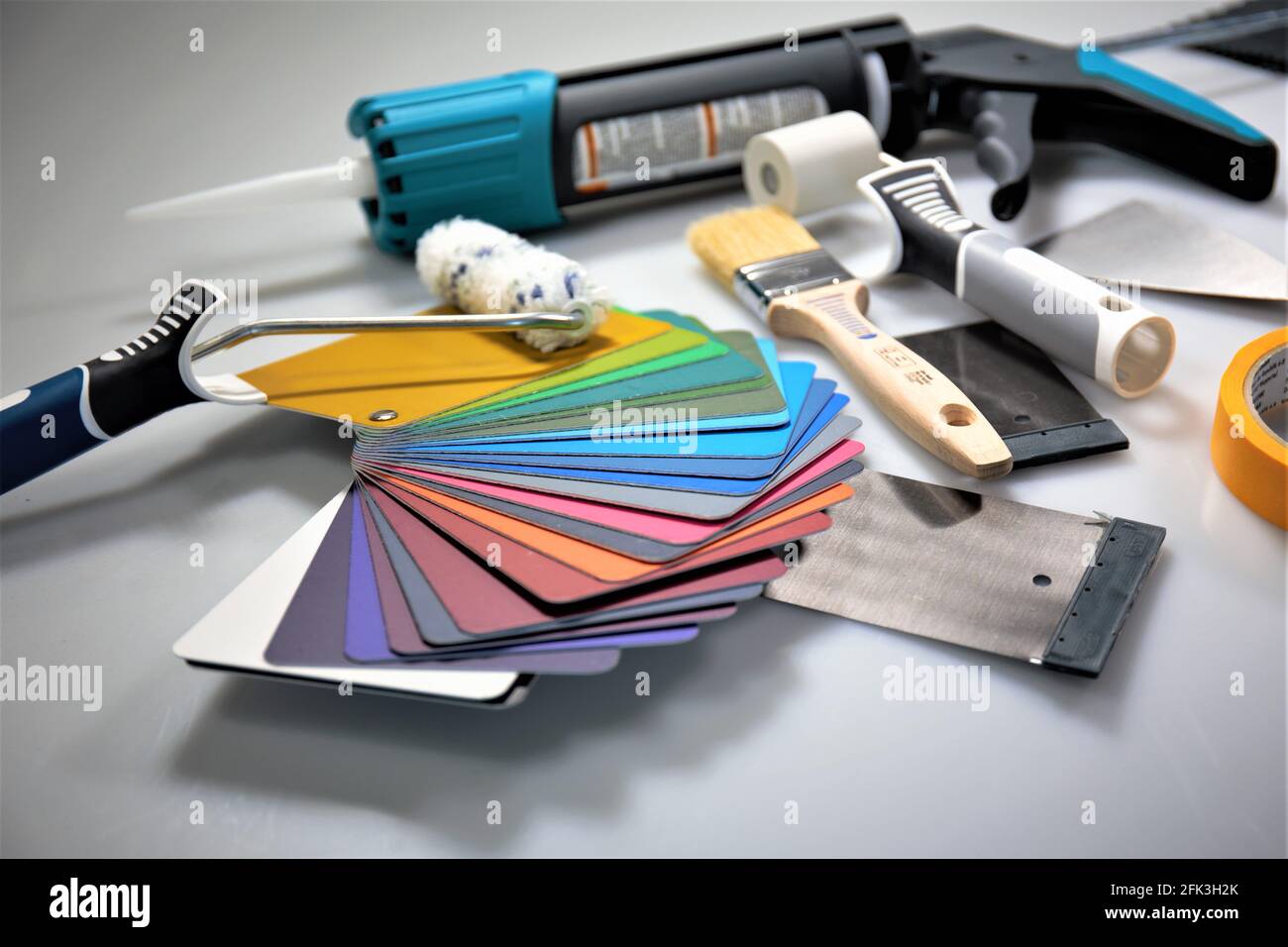 paint roller and brush Stock Photo - Alamy