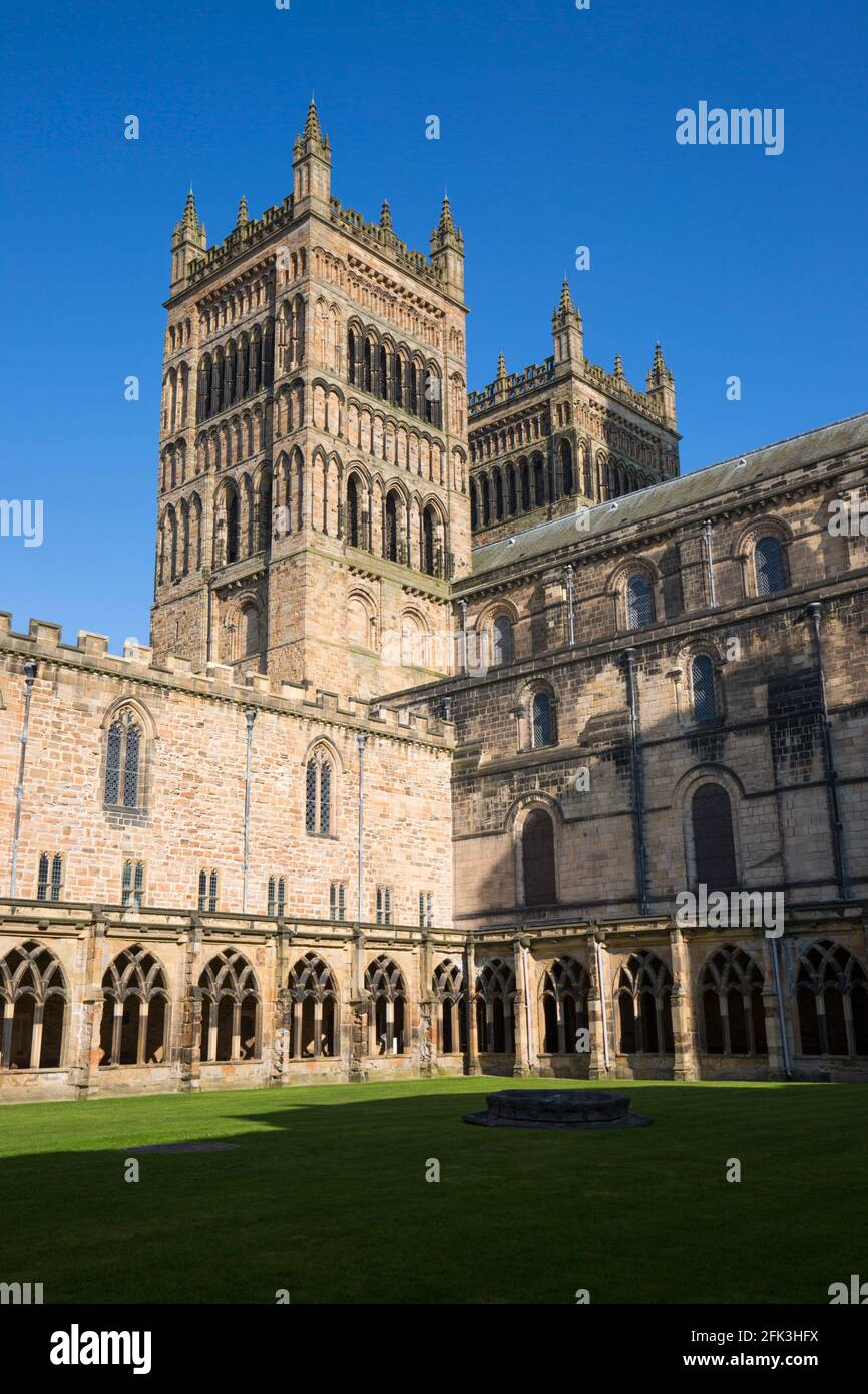 Durham, County Durham, England. View across cloister lawn to the twin ...
