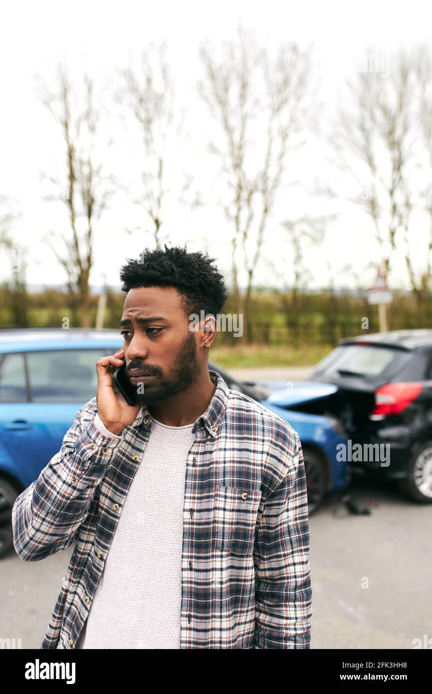 Car cell accident hi-res stock photography and images - Alamy