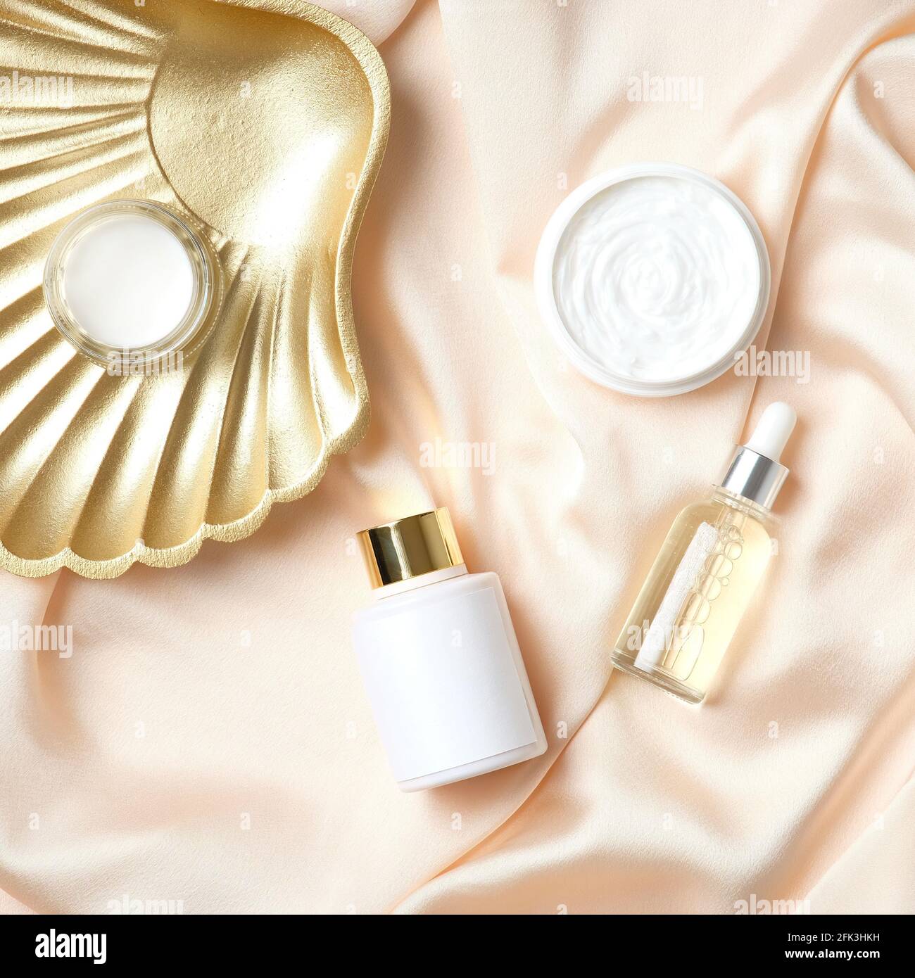 Shell skin care products hi-res stock photography and images - Alamy