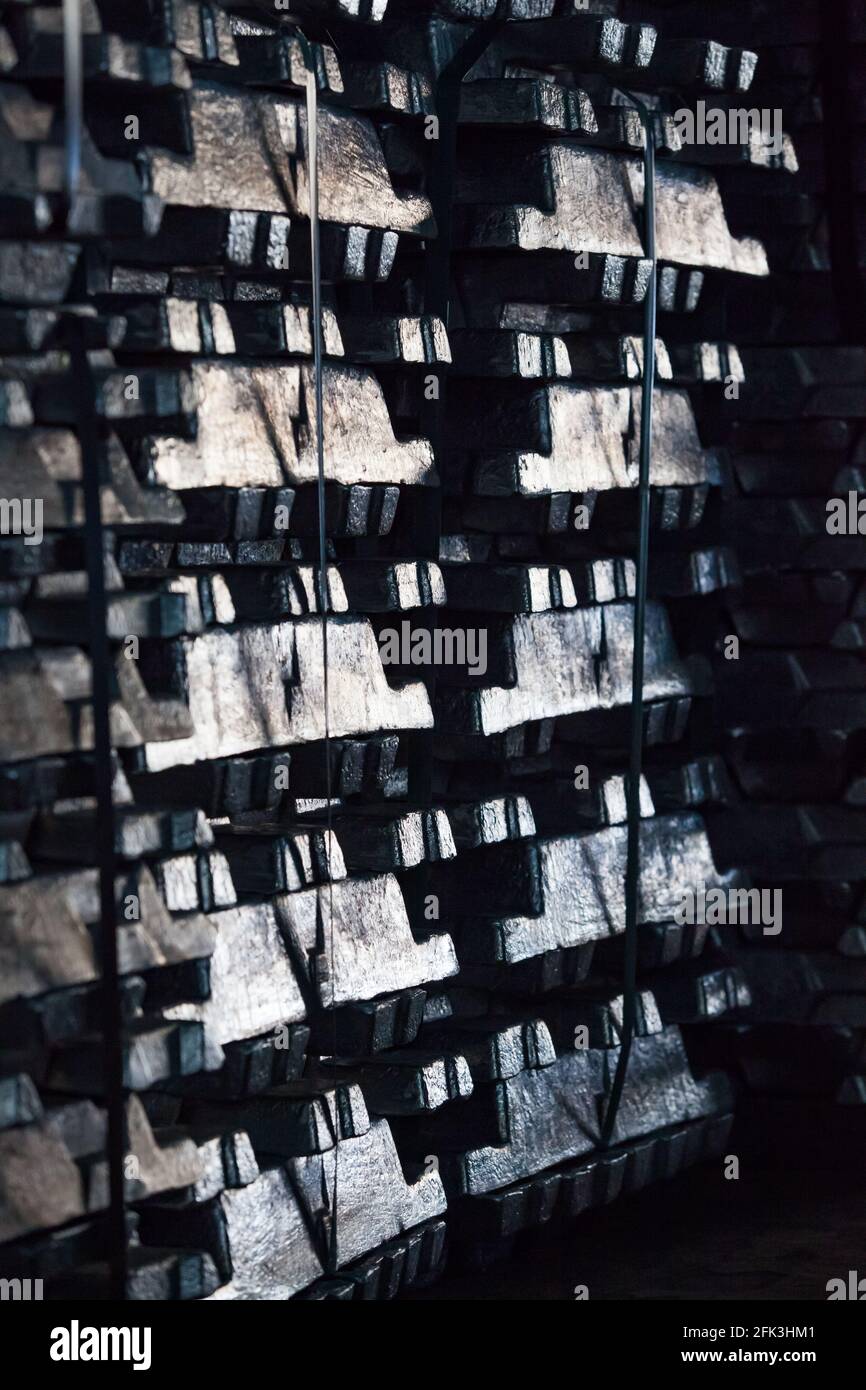 Aluminium ingots stack hi-res stock photography and images - Alamy