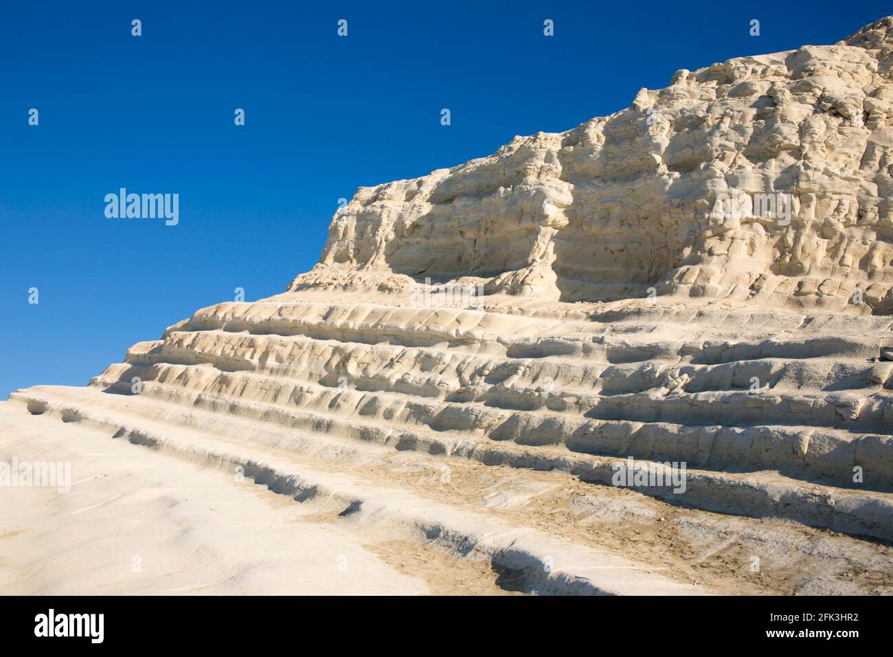 Cliffside cliffs cliff clifftop erosion hi-res stock photography and ...