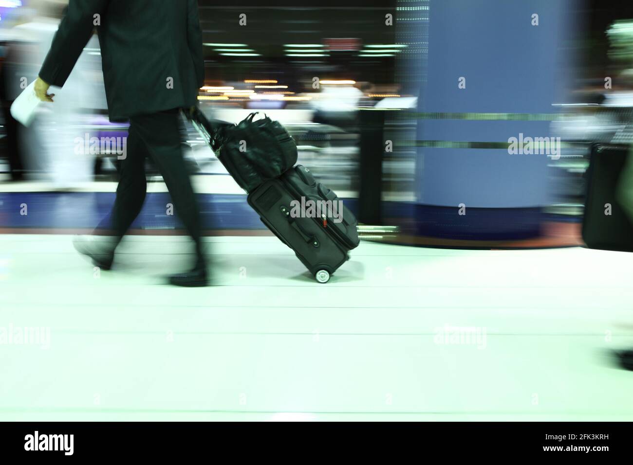 Rolling briefcase hi-res stock photography and images - Alamy