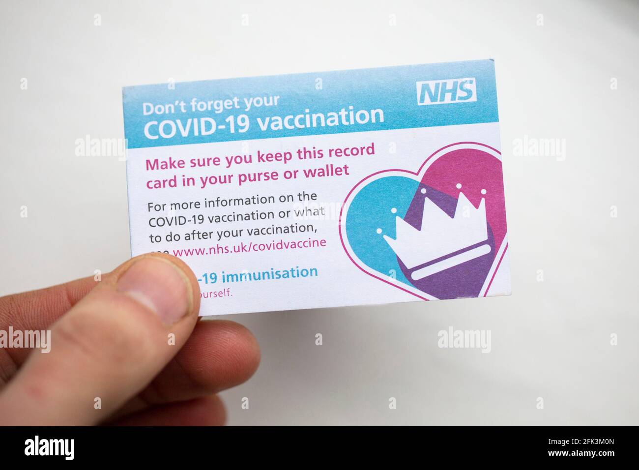 Covid 19 vaccination record card hi-res stock photography and images ...