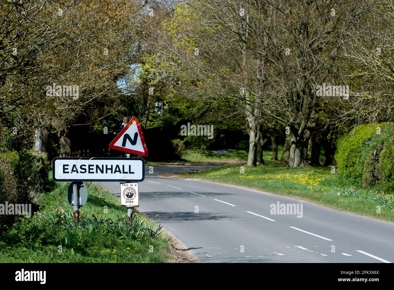 English village road sign hi-res stock photography and images - Alamy